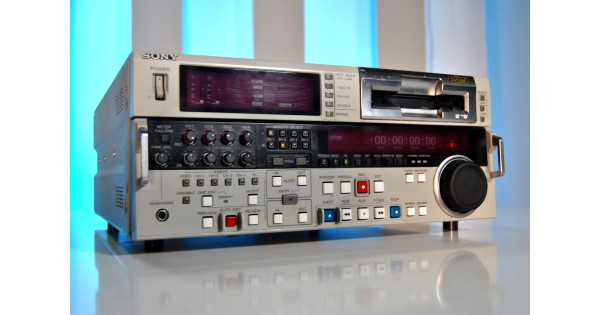 SDI Broadcast Sony DSR-2000P DVCAM DV MiniDV Digital Tape Recorder