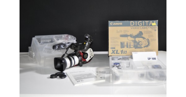 Boxed Vintage Canon XL1S Profesional Video Camera Camcorder