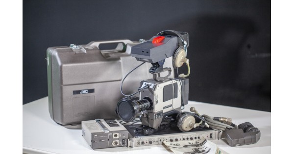 Vintage FULL SETUP Camcorder JVC KY 15 Video Camera + JVC RM-P200 (1988)