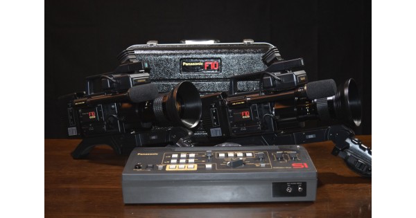 Dual Setup Vintage Panasonic F10 Videocameras + WJ-S1 Mixer + NV-180EG ...