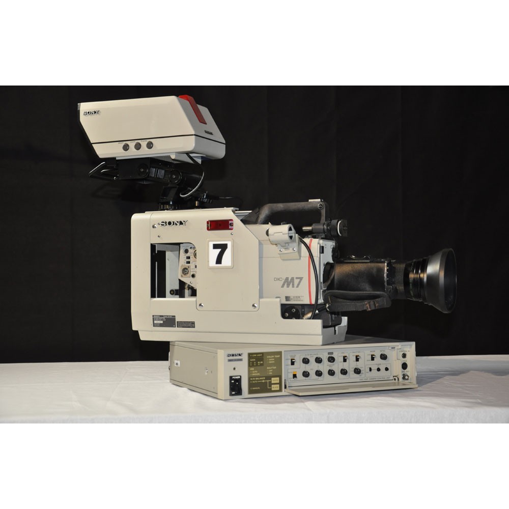 SONY Broadcast Vintage Kit VIDEO CAMERA DXC-M7 + CA-M7 STUDIO ADAPTER ...