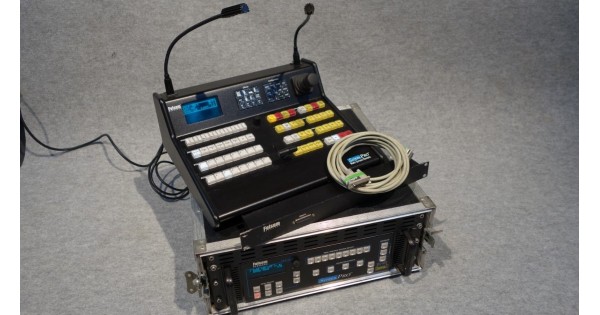 USED Barco Folsom Screenpro 2000 Video Mixer + FC-0608 in Cases (PAL ...